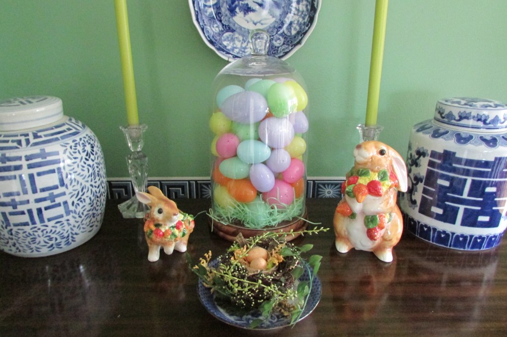 A look at my Easter 2017 decorations, here at Whimsey Hill House | Fred ...